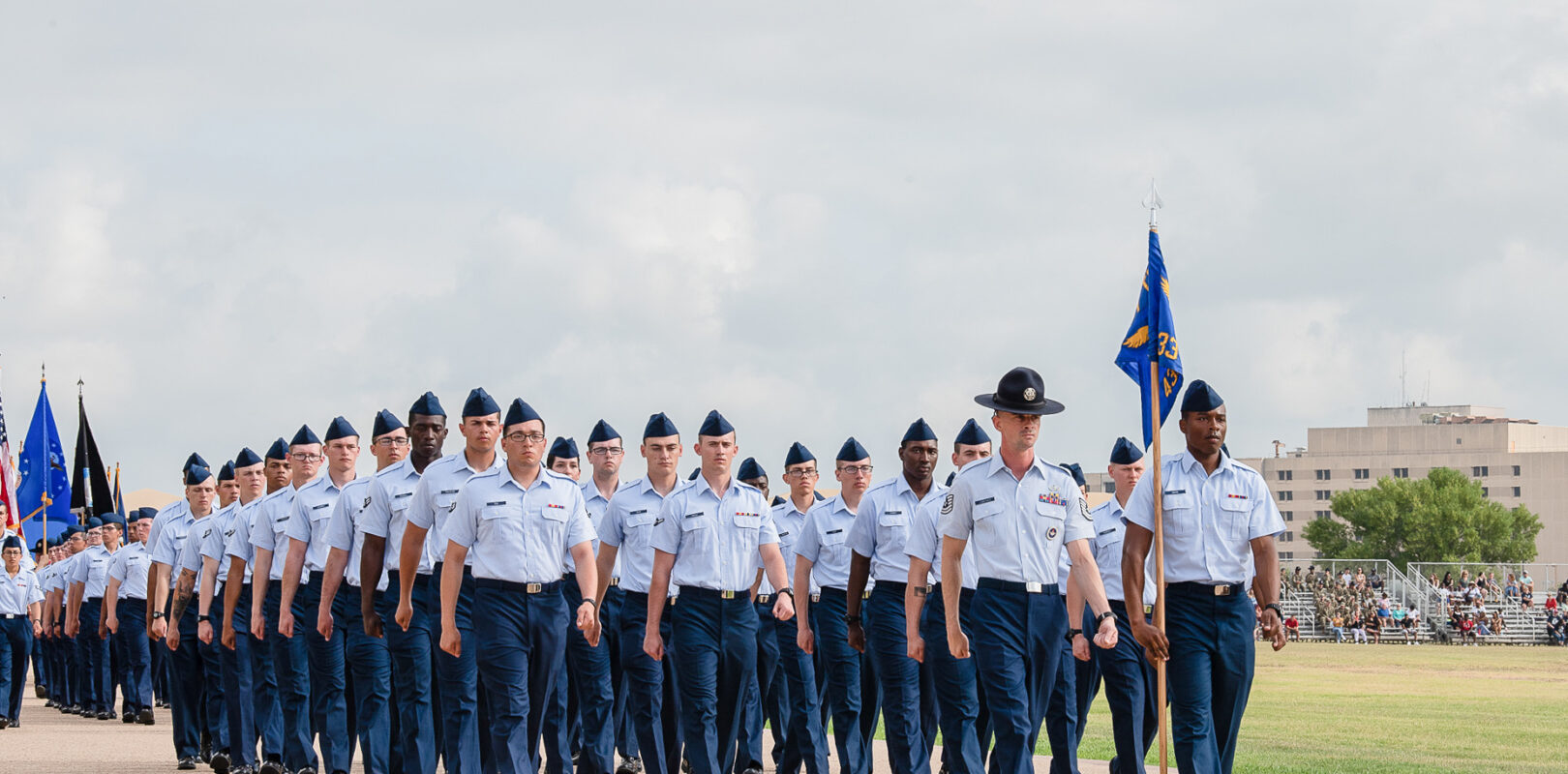 Air Force expands waivers for recruits with asthma, food allergies ...
