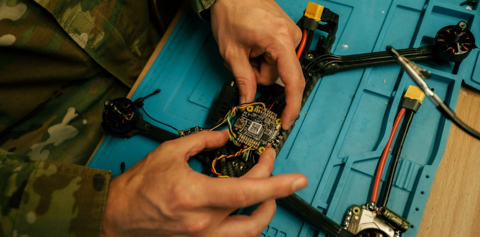 SOCOM wants to train operators to build, wield FPV drones – NavyCRF